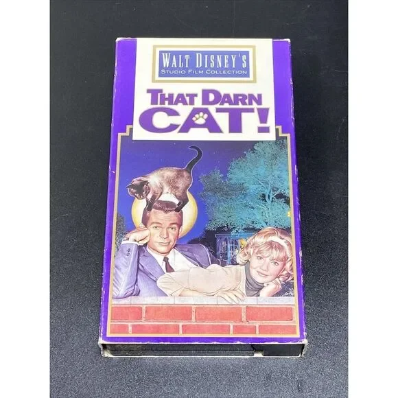 Disney | Other | Walt Disney Pictures Movie That Darn Cat Hayley Hills ...